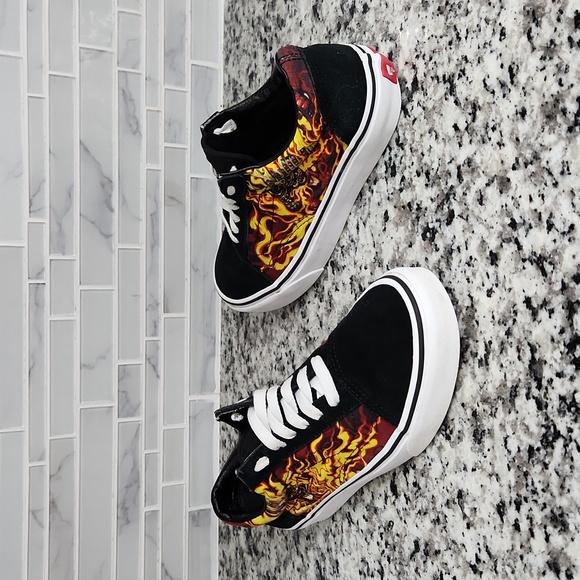 Vans | Shoes | Black Flames Vans Low Top Sneakers Sz Men 45 Women 6 ...